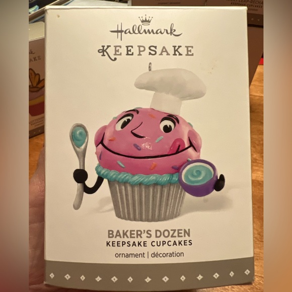 Hallmark | Holiday | Nib Hallmark Bakers Dozen Keepsake Cupcake ...
